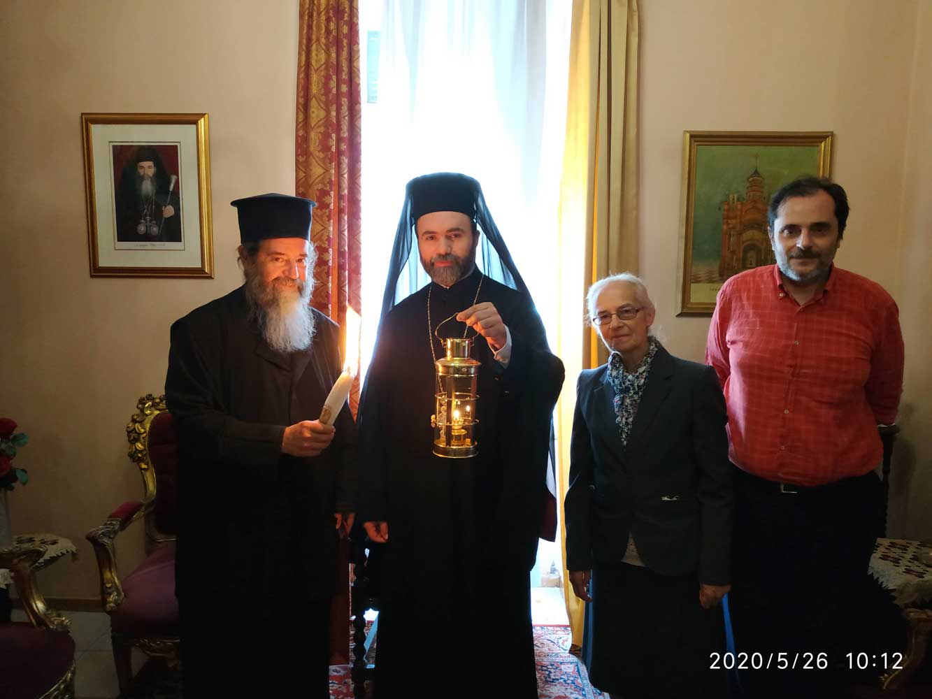 Το Άγιο Φως στο Παρεκκλήσι μας – ΙΕΡΑ ΑΡΧΙΕΠΙΣΚΟΠΗ ΑΘΗΝΩΝ – ΙΕΡΟΣ ΝΑΟΣ ...